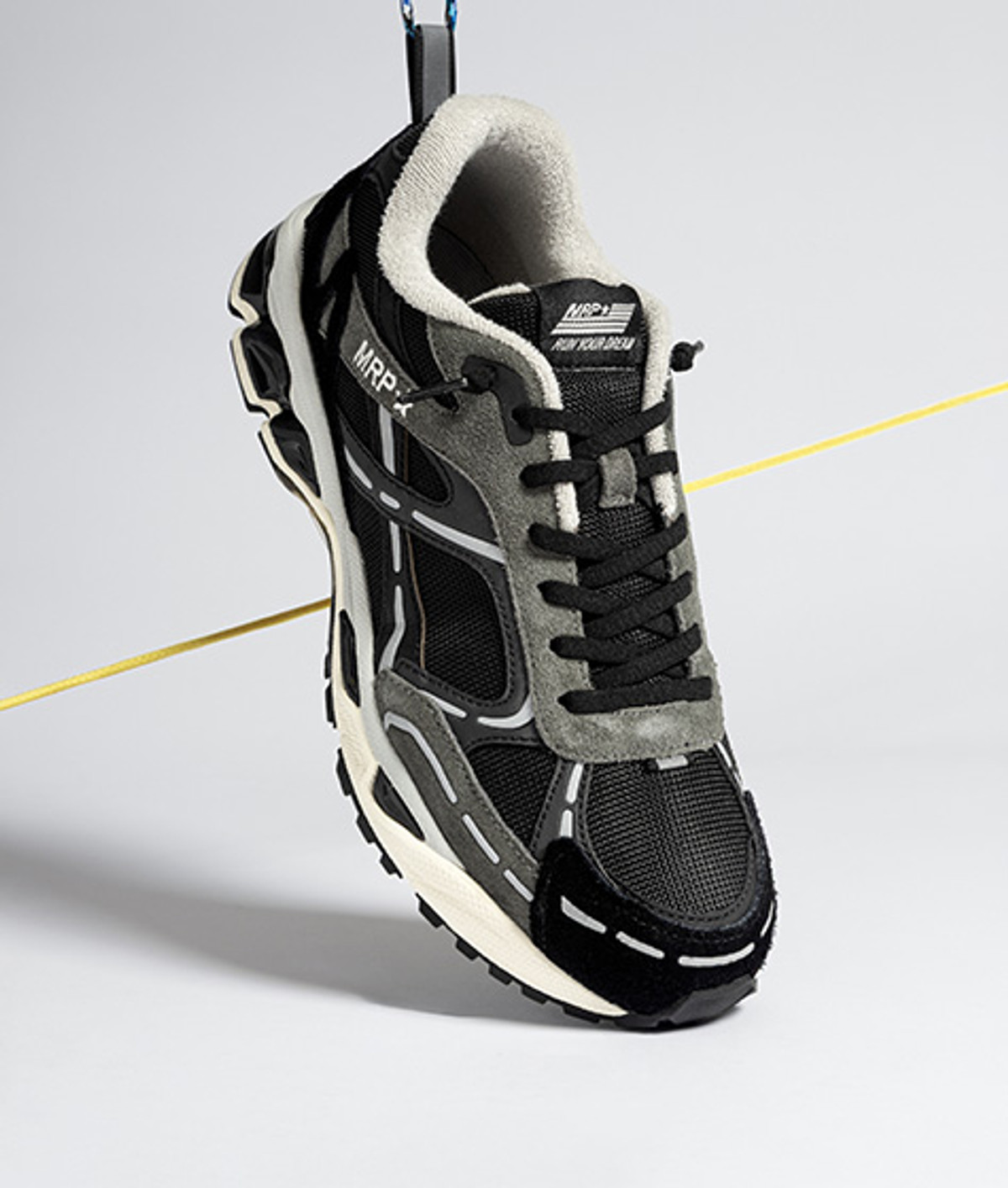 MRP MRP01 V.64 Sneakers in black, combined buy online
